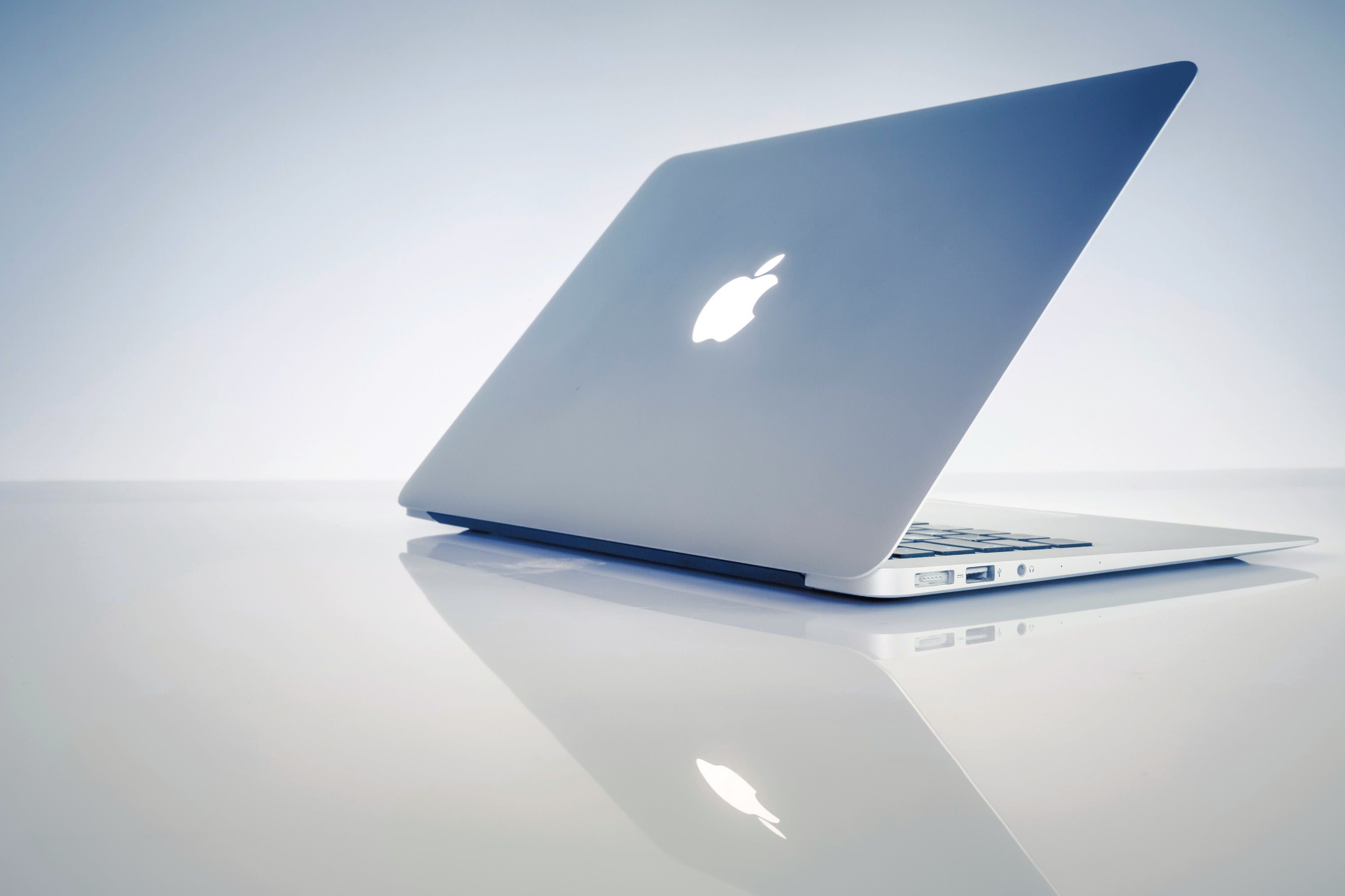 Refurbished Apple MacBooks and iMacs | Apple Mac Repairs | Cheshire Macs